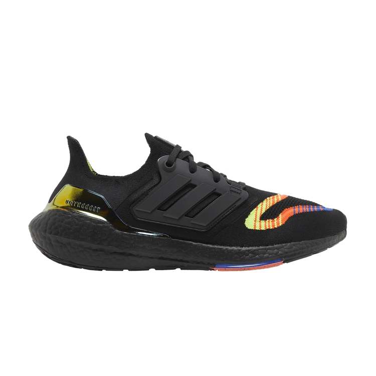 adidas Ultra Boost 22 Linear Energy Black – Side Kicks