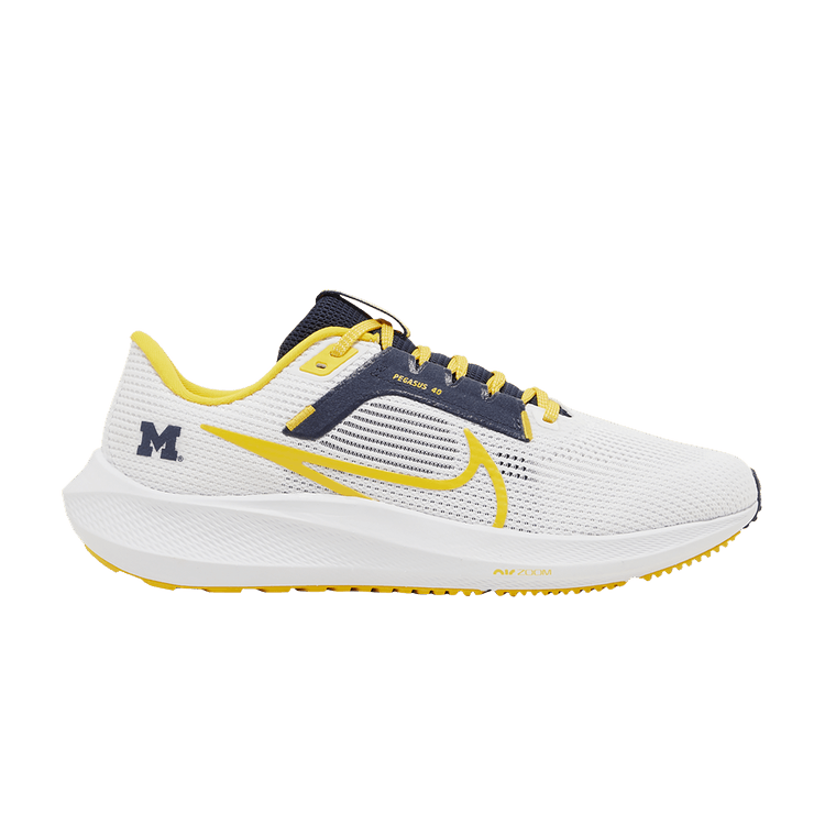 Nike Air Zoom Pegasus 40 Michigan – Side Kicks