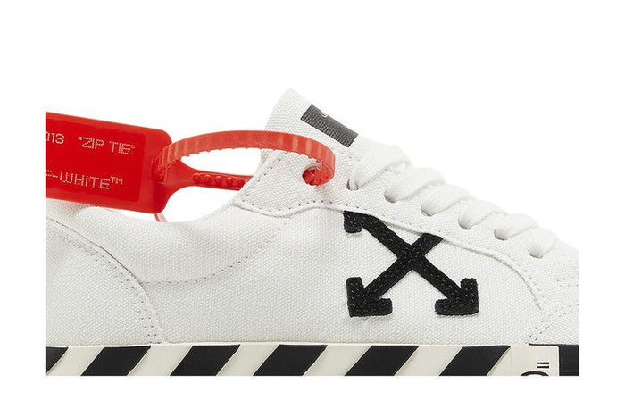 OFF-WHITE Vulc Low Black Arrow (Women's) – Side Kicks