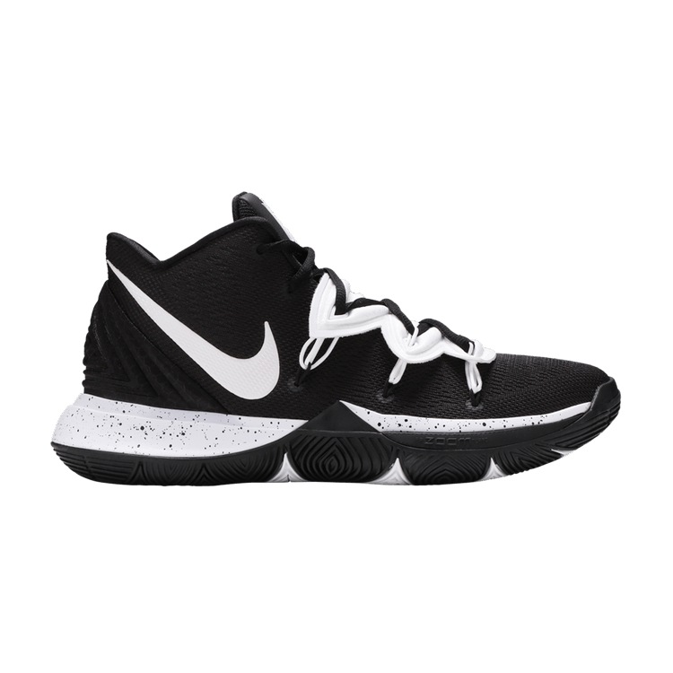Nike Kyrie 5 Team Black White – Side Kicks