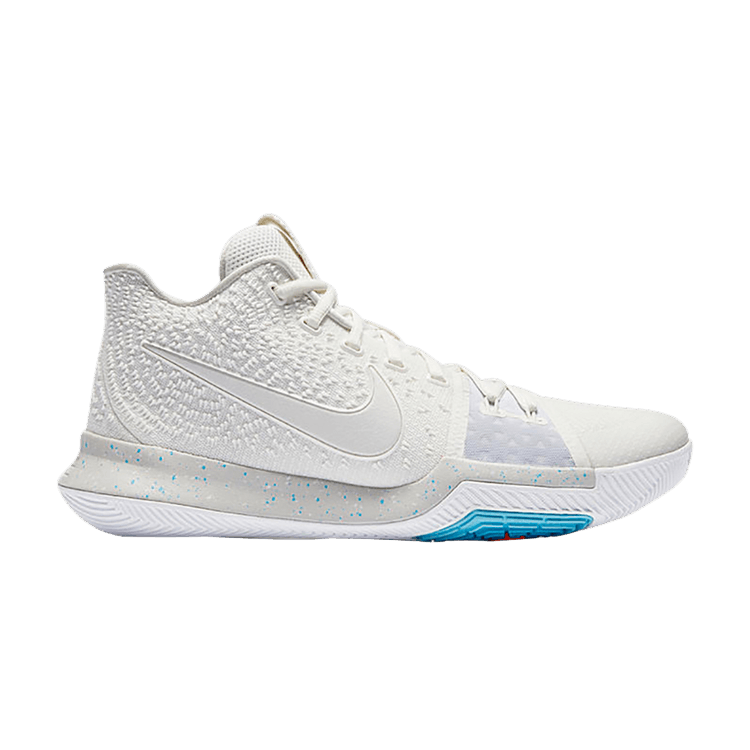 Nike Kyrie 3 Ivory – Side Kicks